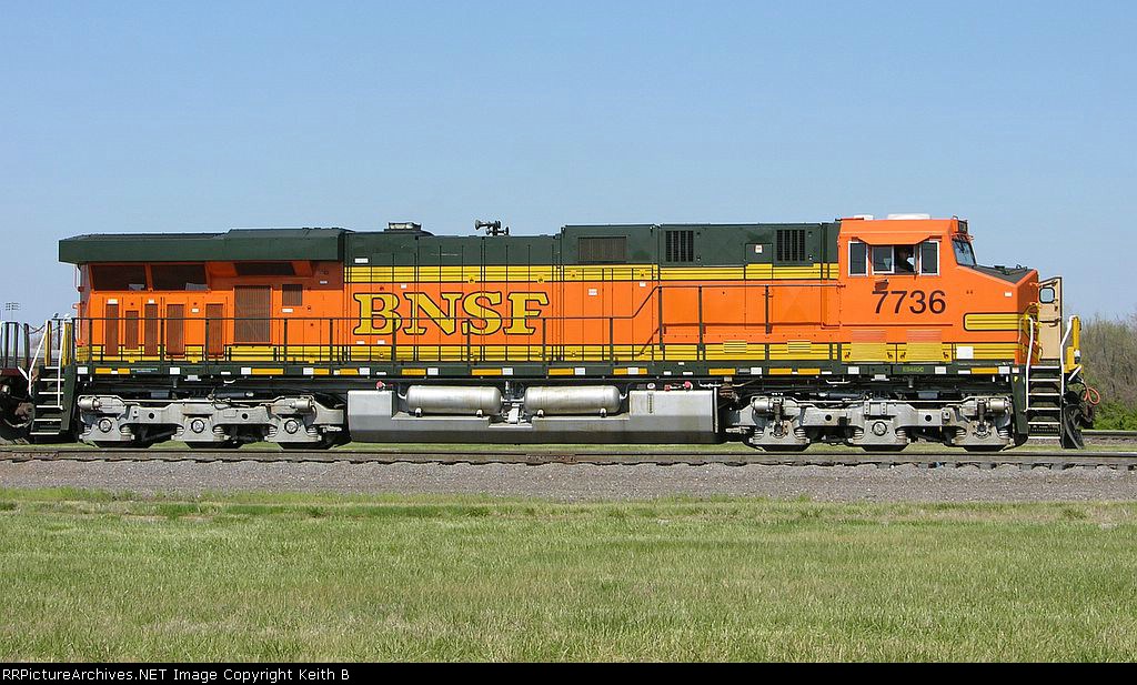 BNSF 7736